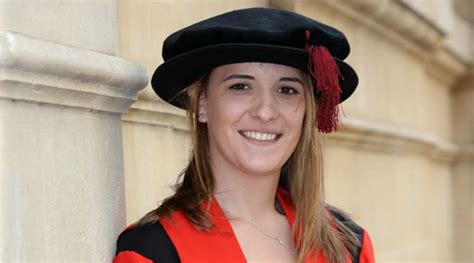 Hannah Winterbourne Euforia