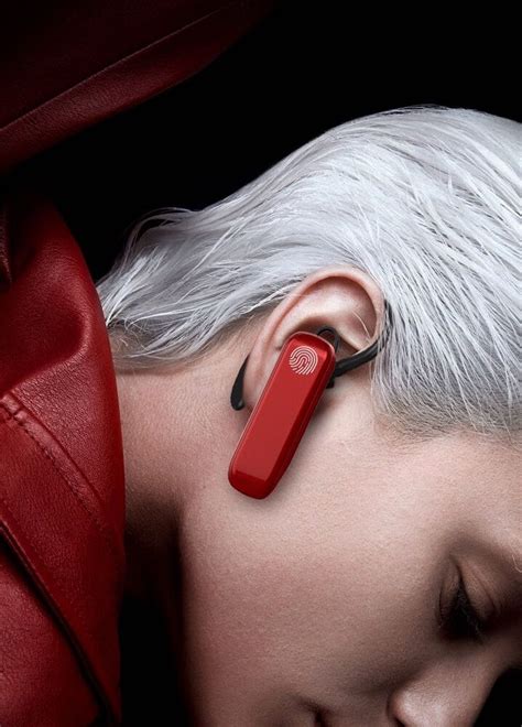 Buy Wholesale China 1w Intercom Handheld Ear Hook Type Mini Walkie Talkie And Sdr Transceiver At