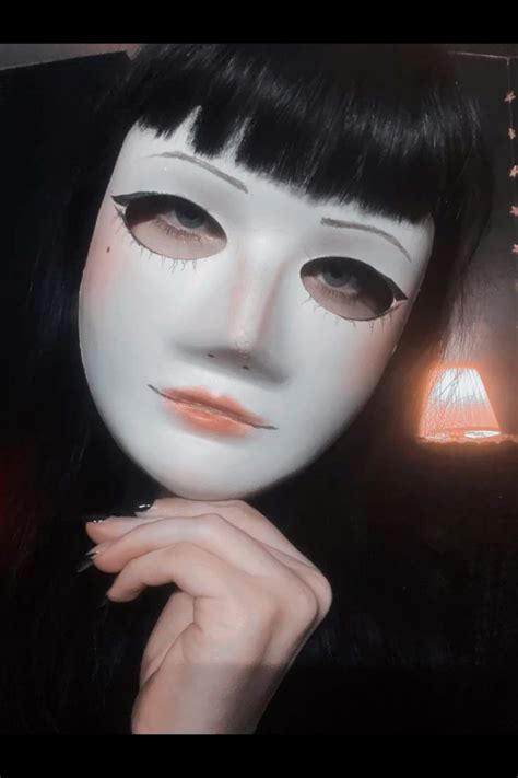 Doll Face Mask