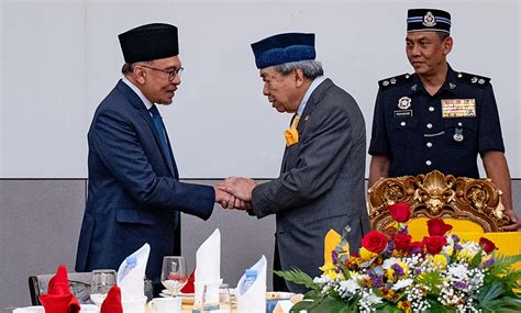 Titah Sultan Sharafuddin Redakan Hangat Politik Kes Nik Elin Media Madani