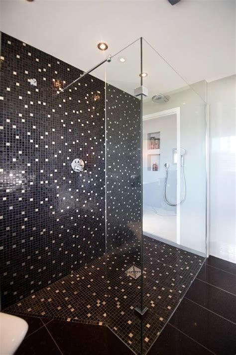 Modern Black And White Tile Bathroom Shower Design For Timeless Elegance