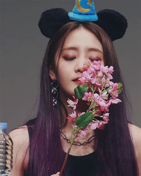 มินนี่สาวน้อยไทยจากวง Idel เคล็ดลับสาวกรุงโซล