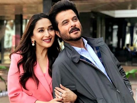 Madhuri Dixit And Anil Kapoor Set Stage Ablaze With Their Dance Moves