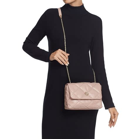 Famy 01 Vitello Nude