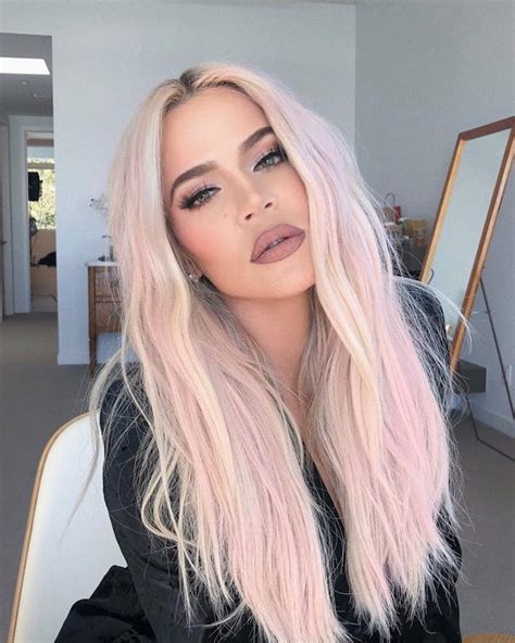 Khloé Kardashians Hair Evolution From Copper Waves To A Blonde Bob