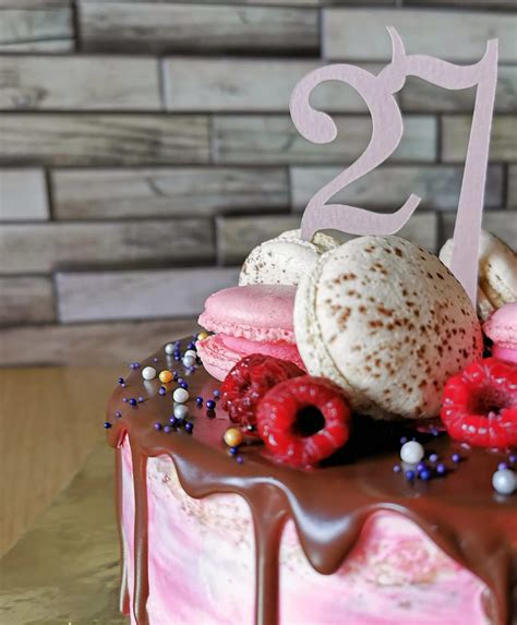 Royal Stickers And Royal Memories Ltd Обещах да ви покажа тортата ако ми хареса резултата 😁 ️