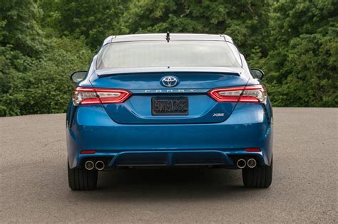 2019 Toyota Camry Pictures 121 Photos Edmunds