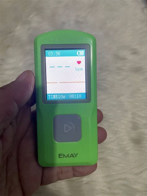 1 Emay Portable Ecgekg Monitor Helps Detect Cardiac Abnormalities
