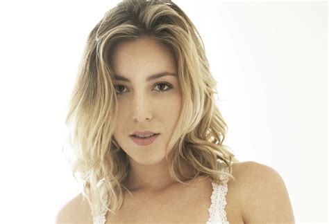 23 Low Maintenance Medium Length Haircuts For Every Texture