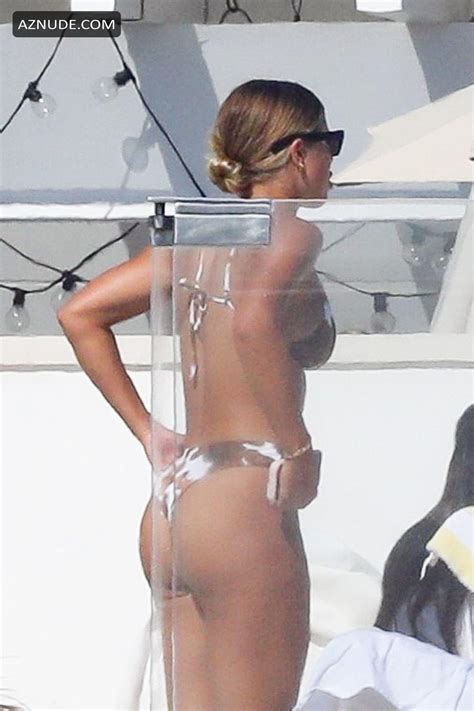 Sofia Richie Shows Off Her Curves While Out Soaking Up The Sun On A Balcony In Malibu AZNude