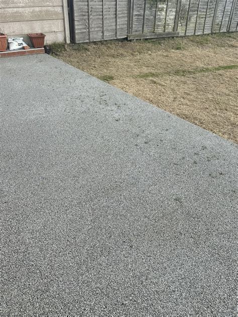 Grassing Growing Through Resin Rgardeninguk