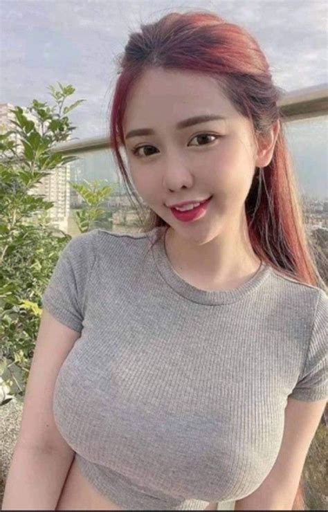 Pin De Paul Van En Far East Mujeres Guapas Mujeres Mujeres Bellas