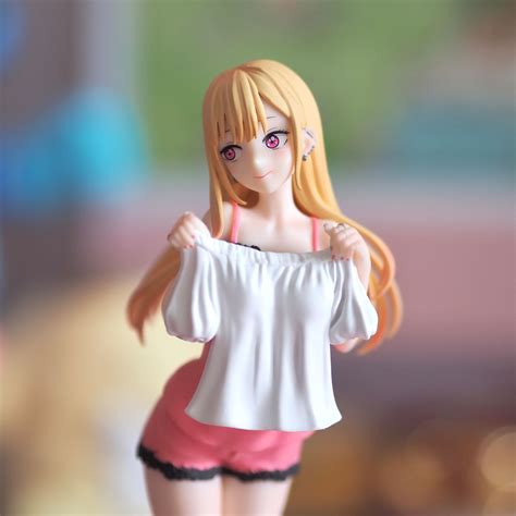 My Dress Up Darling Marin Kitagawa Trying On Figure Elbenwald