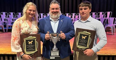 Minersville Mayor Presents Inaugural Minersville Area High School Mayor