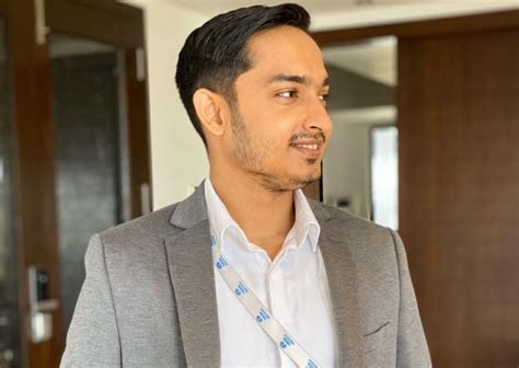 ଆକାଶ ପାଠକ ଟାଟା ମୋଟର୍ସର କର୍ମଚାରୀ ନୁହନ୍ତି Odisha Sambad