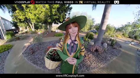 Madi Collins As Professor Garlick Makes Your D Grows Fast In Hogwarts