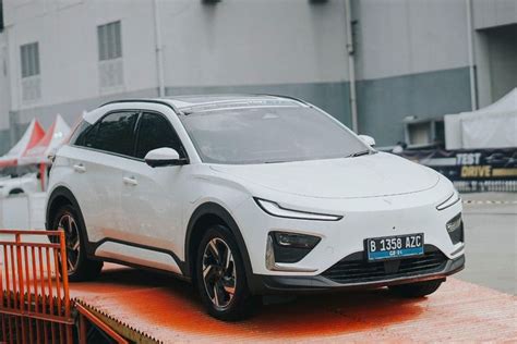 Foto Neta Luncurkan Aplikasi Cerdas Untuk Mobil Listrik