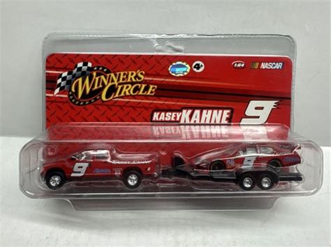 B4 T 1 64 2008 Kasey Kahne Winners Circle Ccc Crew Cab And Trailer