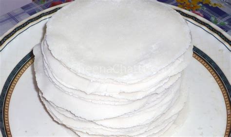 Make Kerala Style Ari Pathiri Rice Pathiri Pathiri Recipes