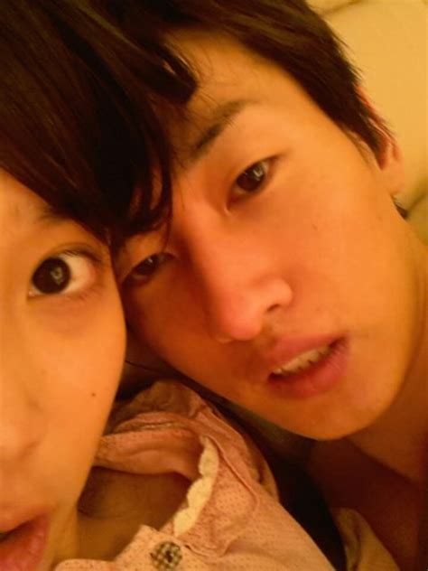 Ius Twitter Selca Starts Controversy Daebak Koreans