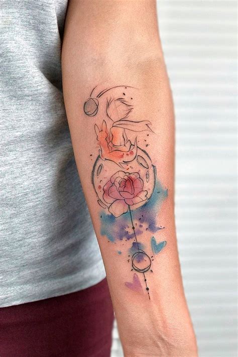 Татуировка маленький принц в авторском стиле скетч акварель на руке Маленькие татуировки