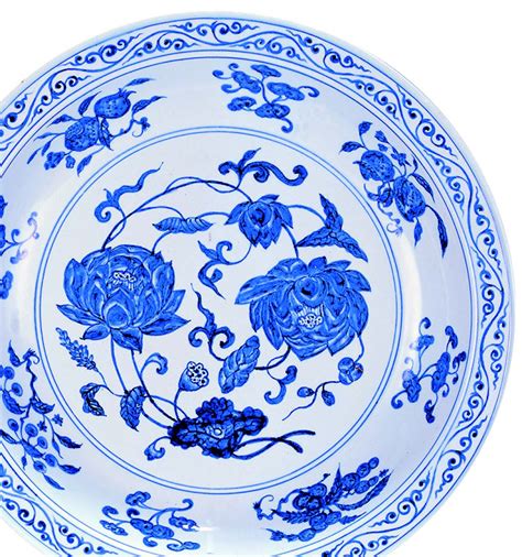 醉心瓷片收藏二十余载 制成饰品推广历史文化 松江报