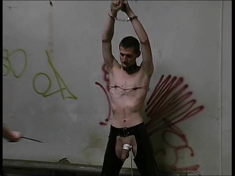 Jeune Esclave Fouetté Durement