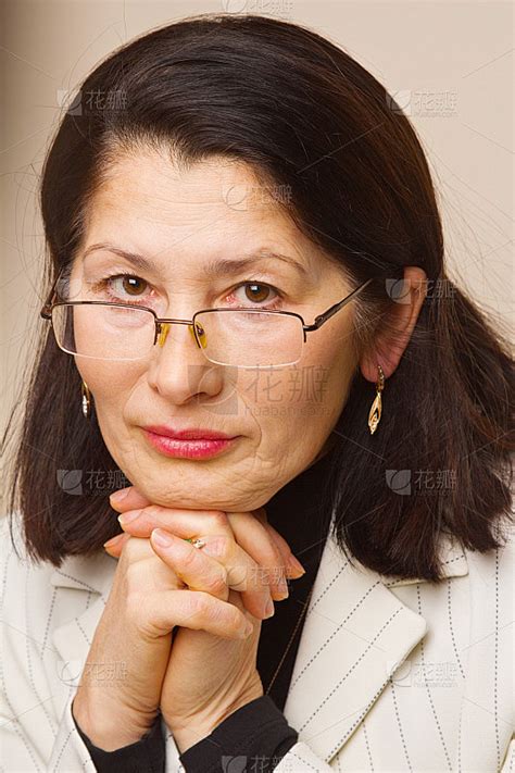 亚洲女商人的肖像