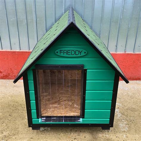 Cușca De Câine A Lui Freddy