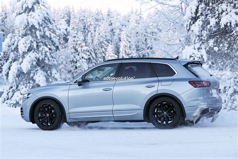 2024 Volkswagen Touareg Caught Playing In The Snow Hiding Minor Design