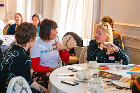 Women Autism And Neurodivergence Daisy Chain