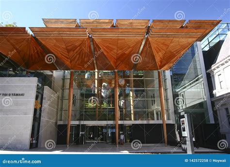 Modern Facade Of Auckland Art Gallery Toi O TÄ Maki With Dendriform Canopy Structure Entryway