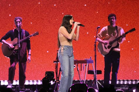 Kacey Musgraves Star Crossed Unveiled Tour In Cleveland