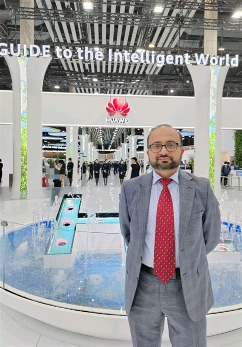 syed najam ul husnain on linkedin mwc2023 guide