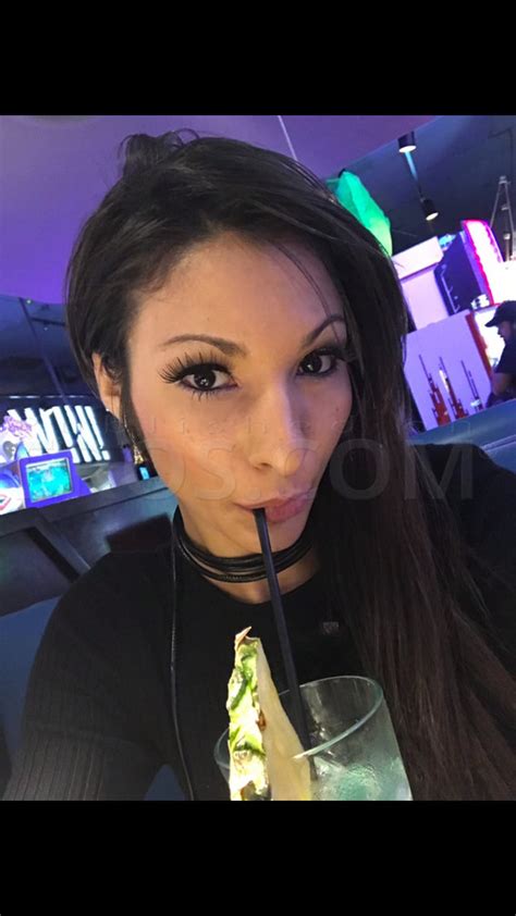 Juliana Escort 3467085485