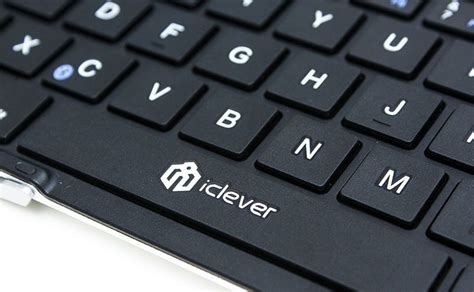 IClever Bluetooth Foldable Keyboard Review Play R