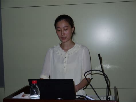 在此，向郭艳蓉博士表示祝贺！