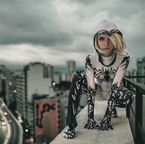 Spider Gwen By Amanda Welp Scrolller