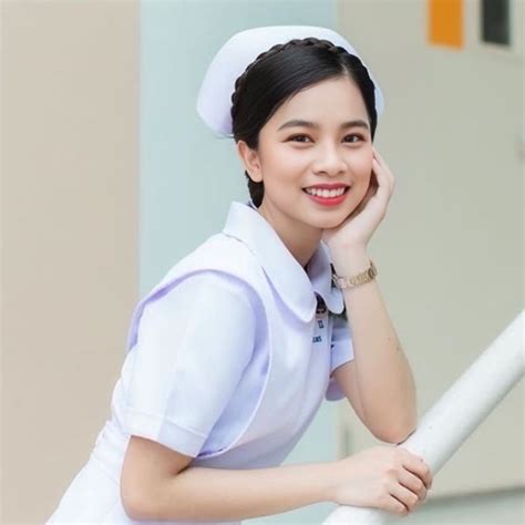 សុីន សុីសាមុត រស់ សេរីសុទ្ធា សម្ផស្សអ្នកគ្រូពេទ្យ By Sothea Kim On Smule Social Singing