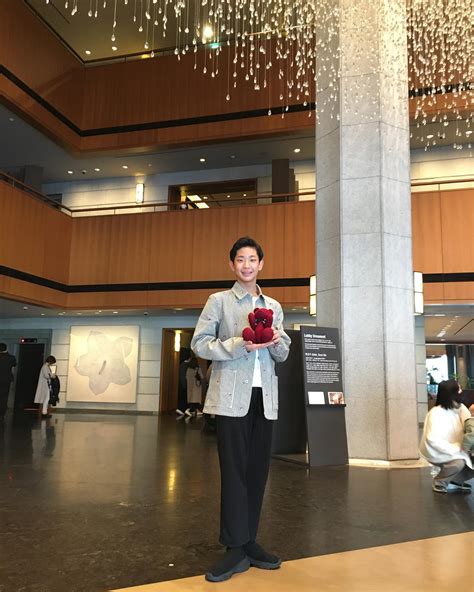 제임스발레 12주년기념 2023 제임스 발레기대주어워즈 그 첫번째 주인공은 계원예중 한국예술영재교육원 박윤재님입니다 박윤재님은 피지컬과 밸런스 테크닉 그리고 아티스틱 능력이