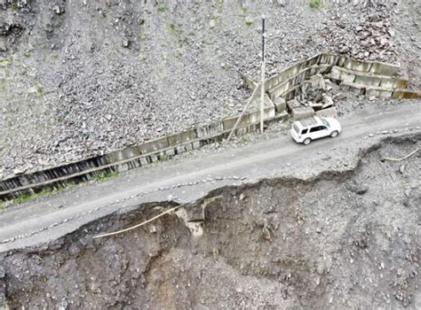 რას ამბობს გზების დეპარტამენტი ჯუთასკენ მიმავალი ჩამოშლილი გზის შესახებ