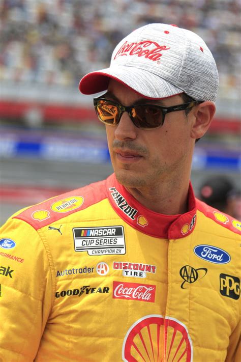 “seeing My B Tt Being Towed” Joey Logano Doesnt Hold Back Slamming Nascar For Wasting Time As