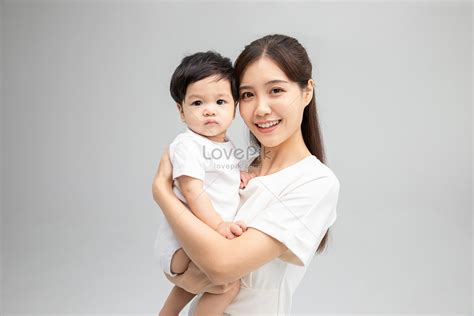 젊은 엄마와 아기 이미지 사진 무료 다운로드 Lovepik