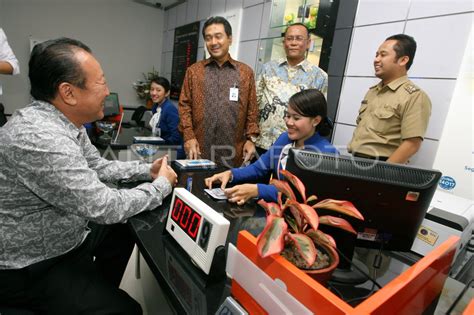 Unit Baru Bri Antara Foto