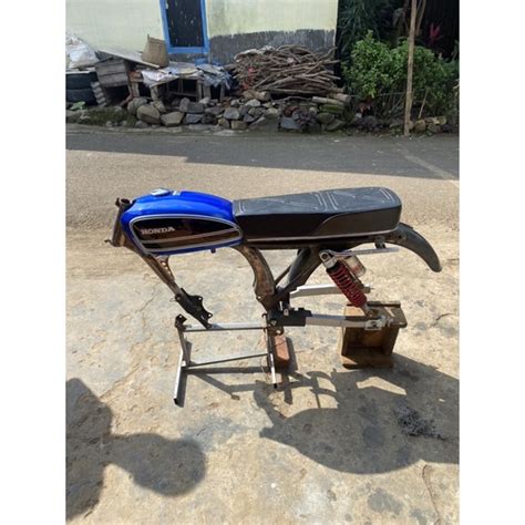 Jual Body Cb Taranan Body Honda Cb Sudah Segrek Tatanan Nganjuk An Body Cb Seperti Gambar Set