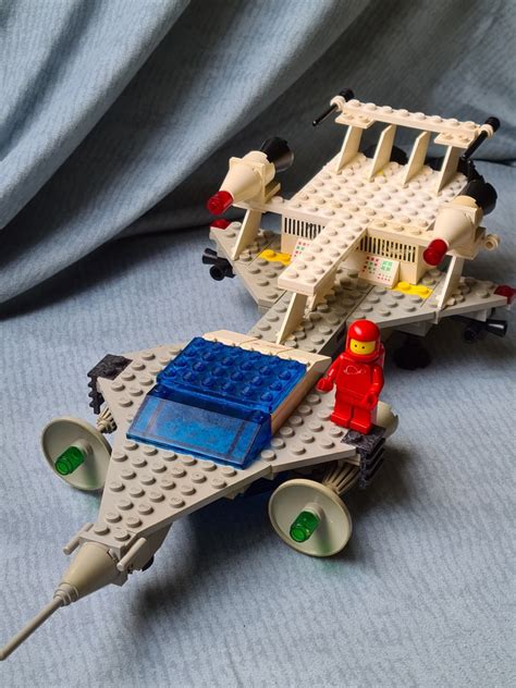 Vintage Classic Space Lego set #6929 Starfleet Voyager, Hobbies & Toys ...