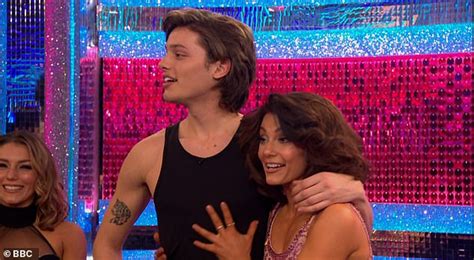 Strictly S Dianne Buswell Sparks Concern As She Reveals She S Got A