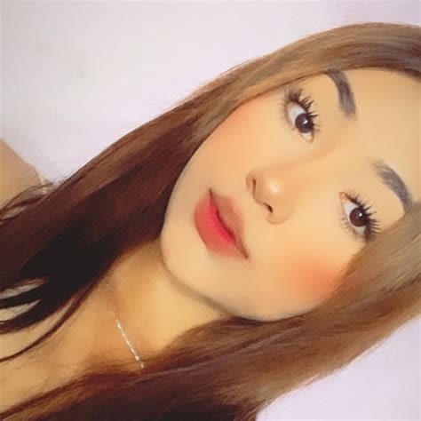 Melani Ledesma On Threads