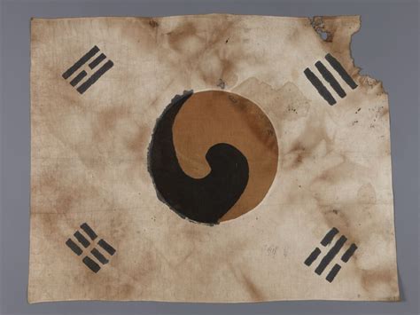 Century Old Korean National Flags To Become State Designated Treasures