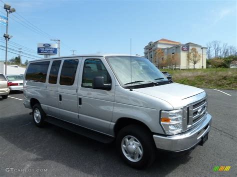 2011 Ingot Silver Metallic Ford E Series Van E350 Xlt Passenger